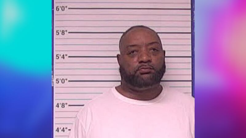 Bladenboro man accused of selling narcotics from home Bladenboro man accused of selling narcotics from home