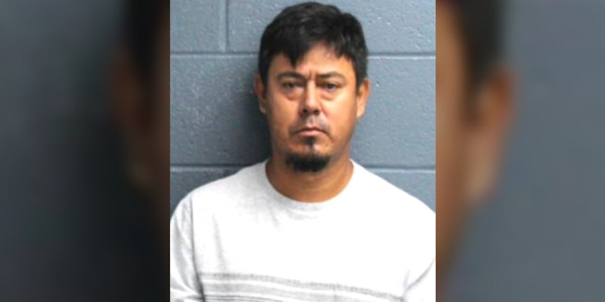 Leland man arrested in child sex crime case Leland man arrested in child sex crime case